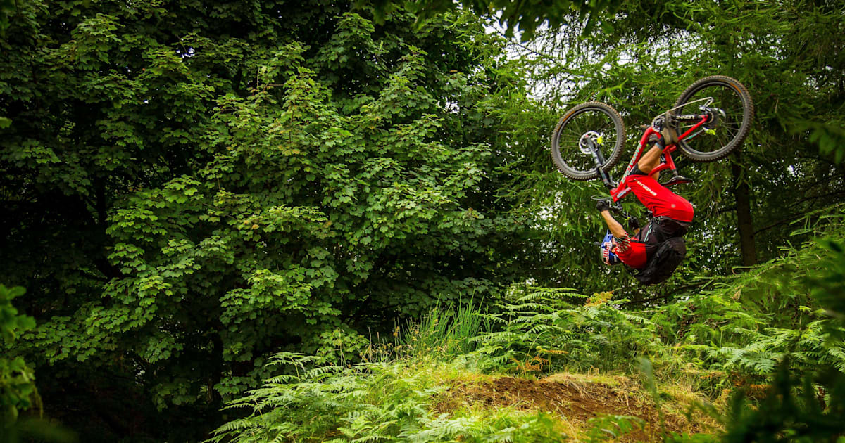 Danny MacAskill: Mastering a new trick for Wee Day Out