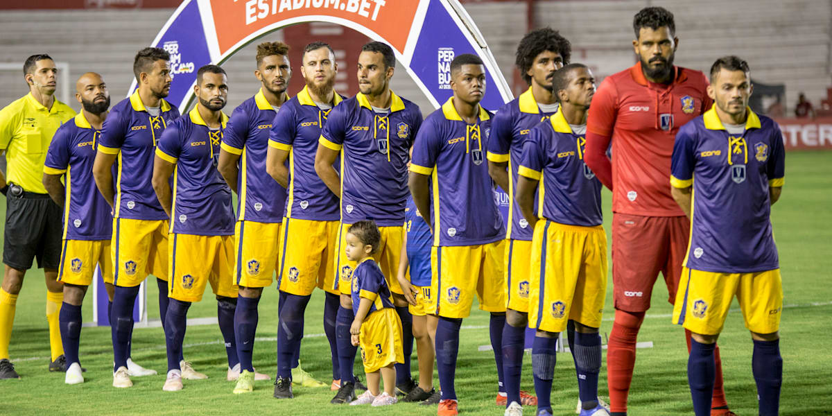 Retrô FC: o time que quer jogar como a seleção de 82