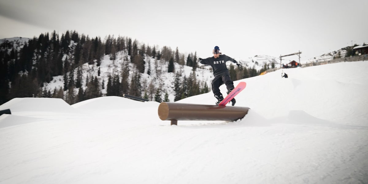 Snowboard Rails fahren: Tutorial mit Leon Vockensperger
