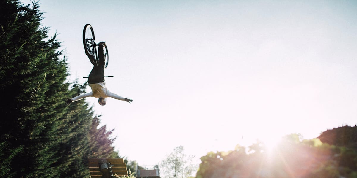 Matt Jones slopestyle MTB video | Red Bull Bike