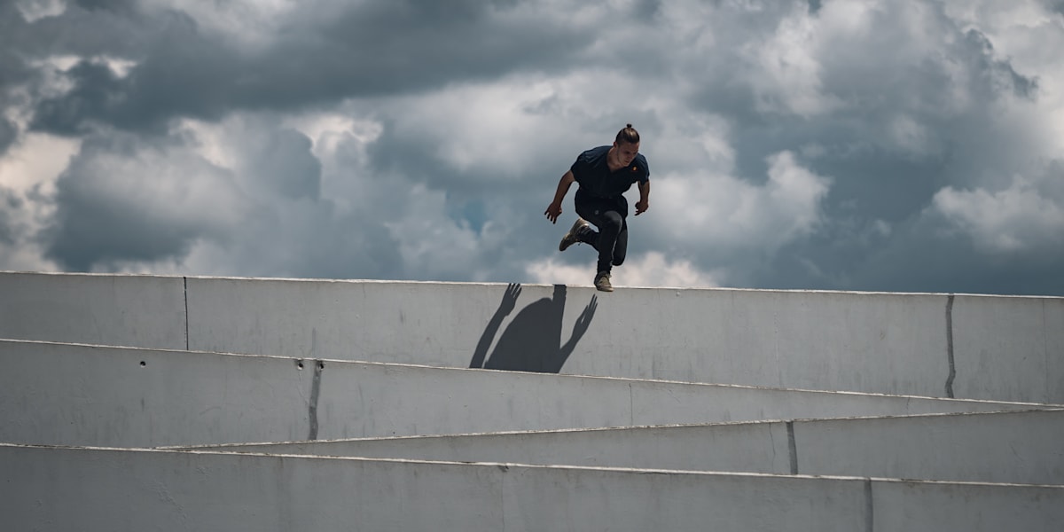Adrenaline Spike: VALORANT meets freerunning in Berlin