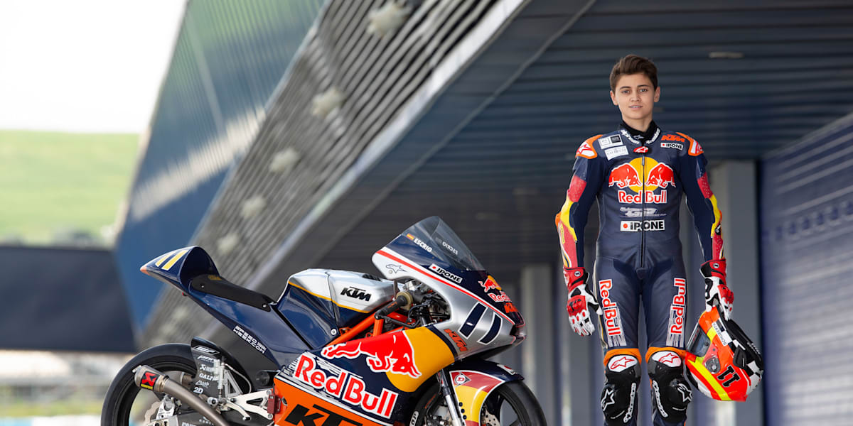 Blog | Escrig thrilled with his first ride on the KTM