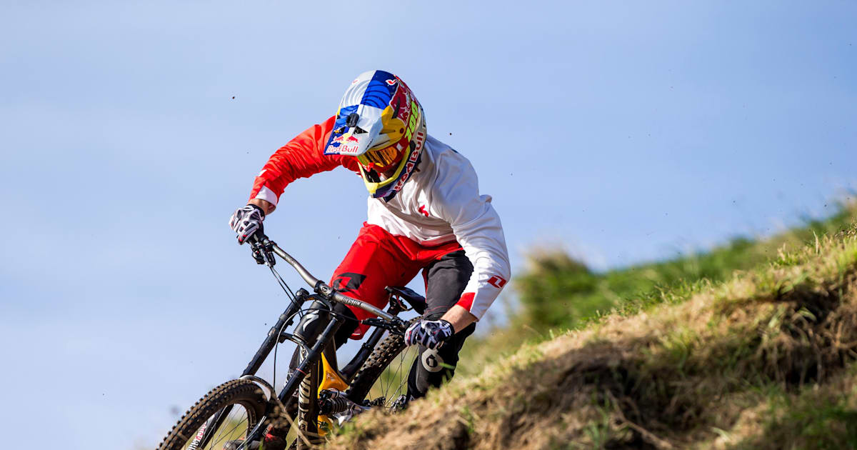 Loic Bruni – Mountain Bike DH – Official Athlete Page