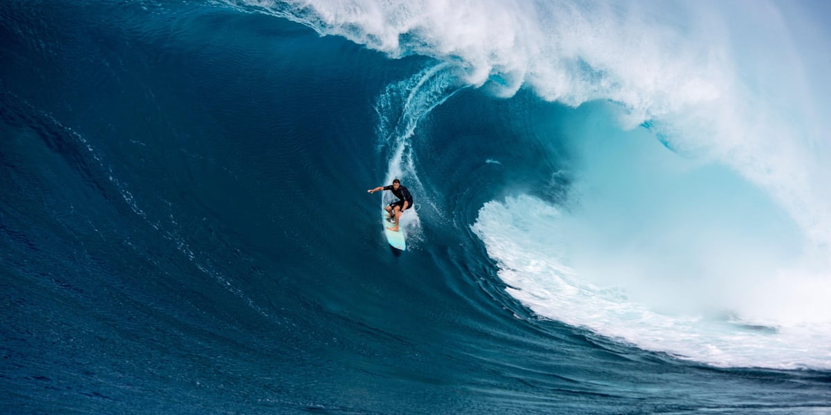 Ian Walsh: Get to know the Hawaiian pro surfer