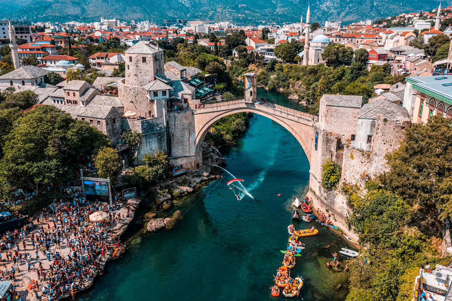 Red Bull Cliff Diving World Series: Mostar – best dives