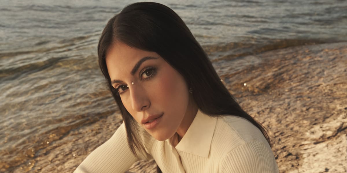 Intervista a Beba per l'album Crisalide