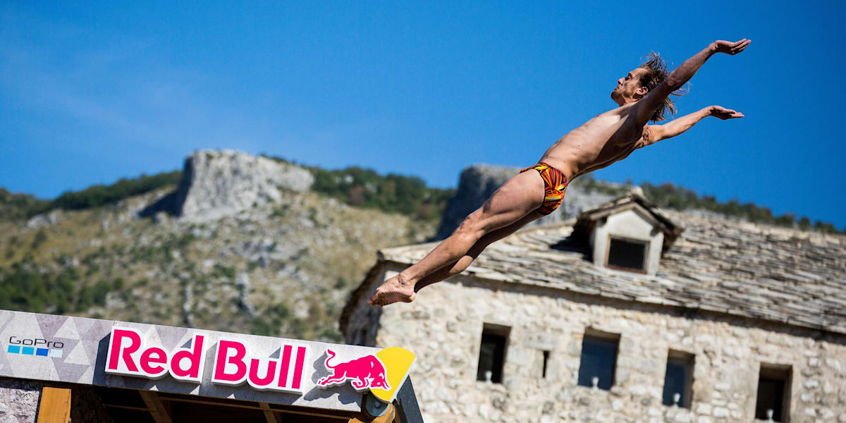 Upoznajte ga: Gary Hunt skače, svira, žonglira...