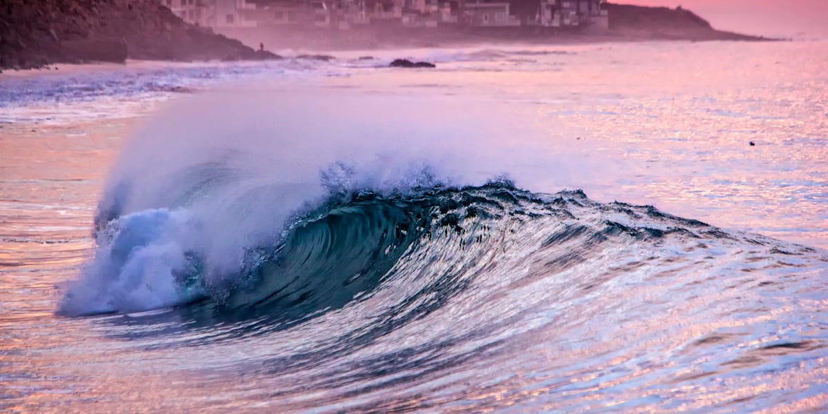 Arc: A look at the life of surfer Taylor Knox