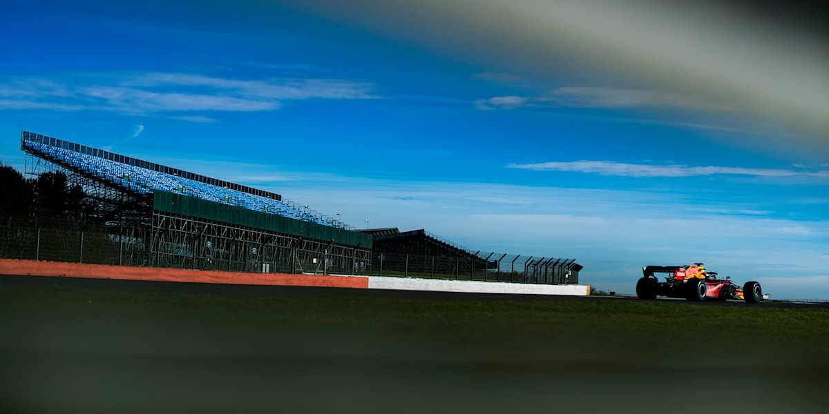 Red Bull te da alas - RedBull.com