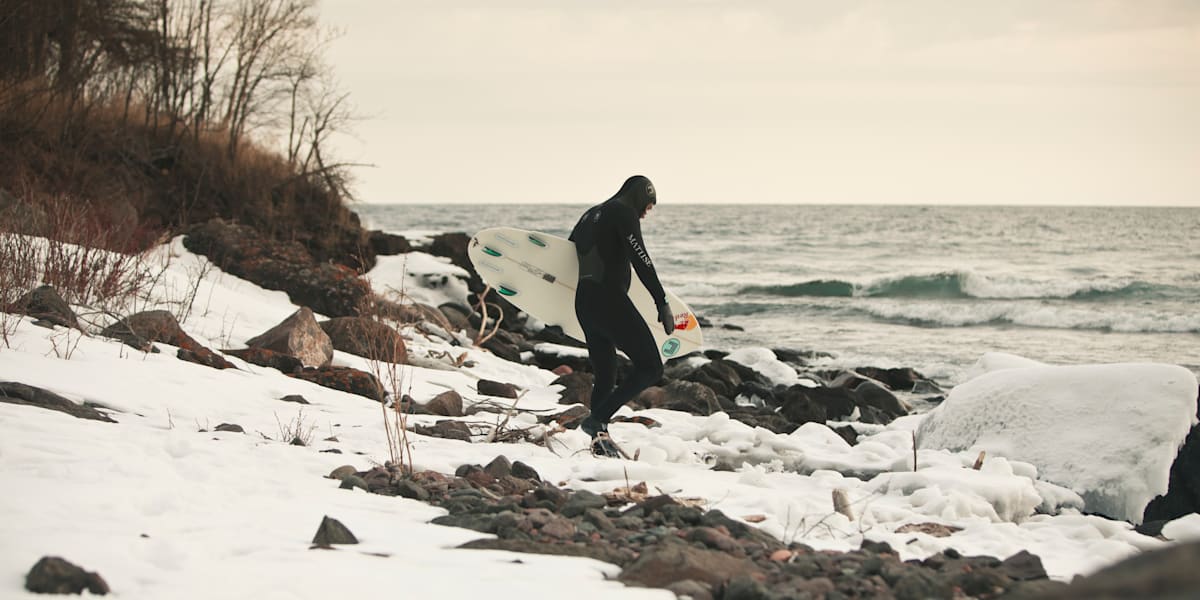 Surfing The Great Lakes - Top Spots, Forecasting & more