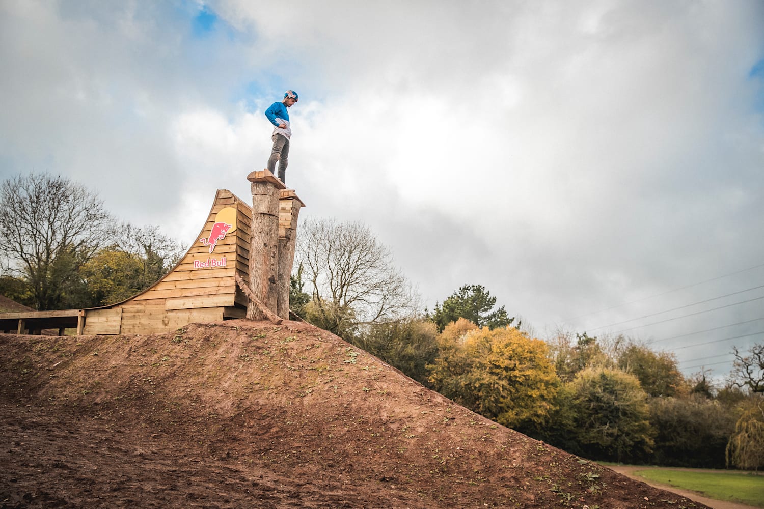 Design and Conquer with Matt Jones: MTB freestyle show