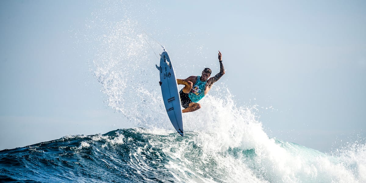 Red Bull Airborne: The world’s finest aerial surfers