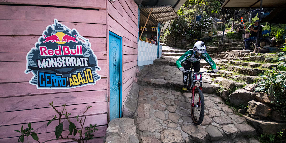 Urban downhill mountain bike racing: get the insights