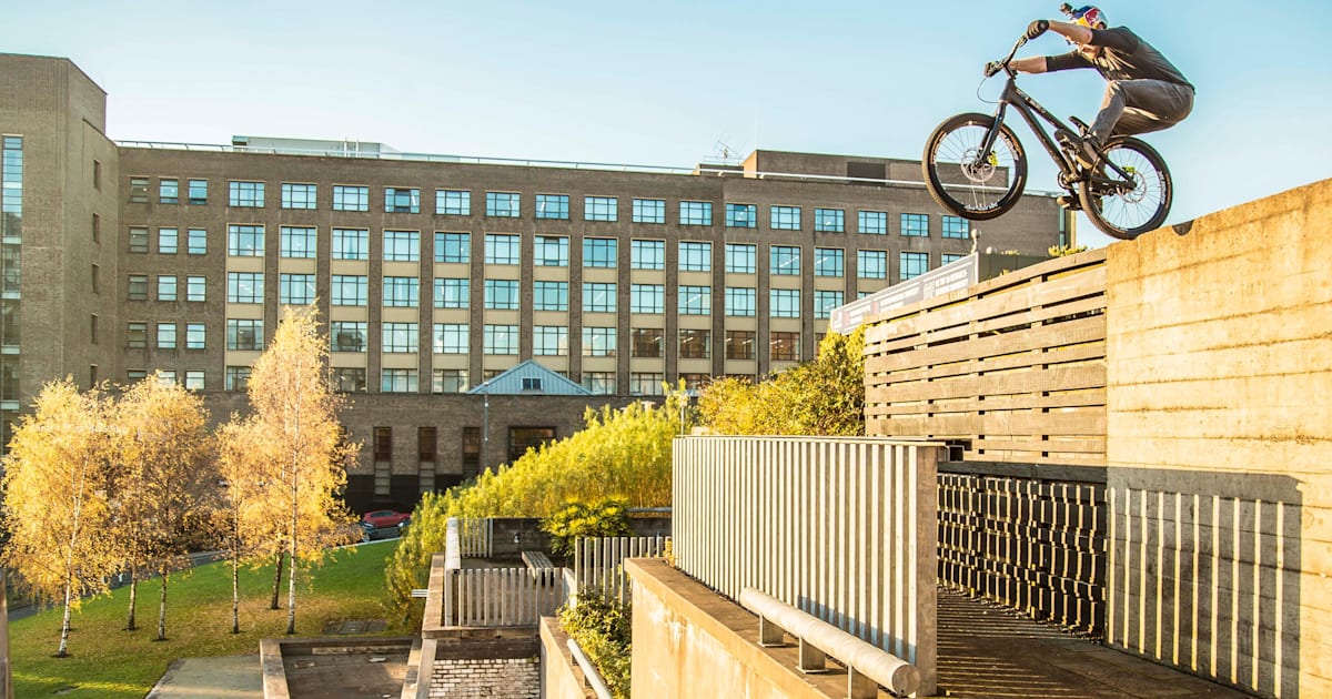 Danny MacAskill riding trials at 15 Video