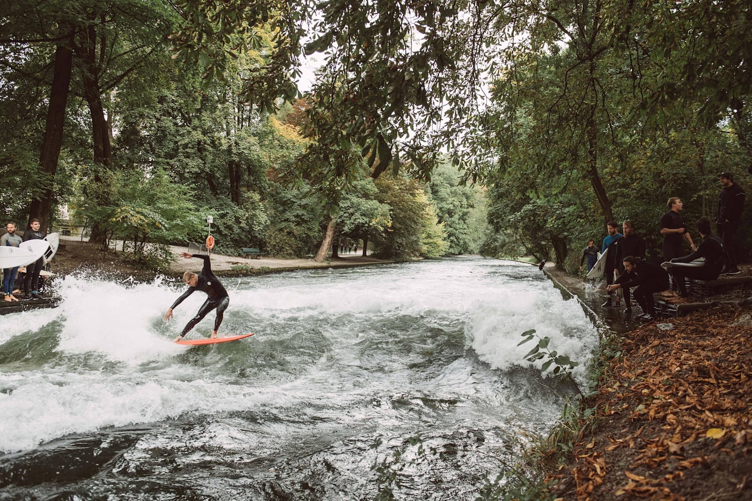 Mick Fanning: Surfing Eisbach river wave **photos**
