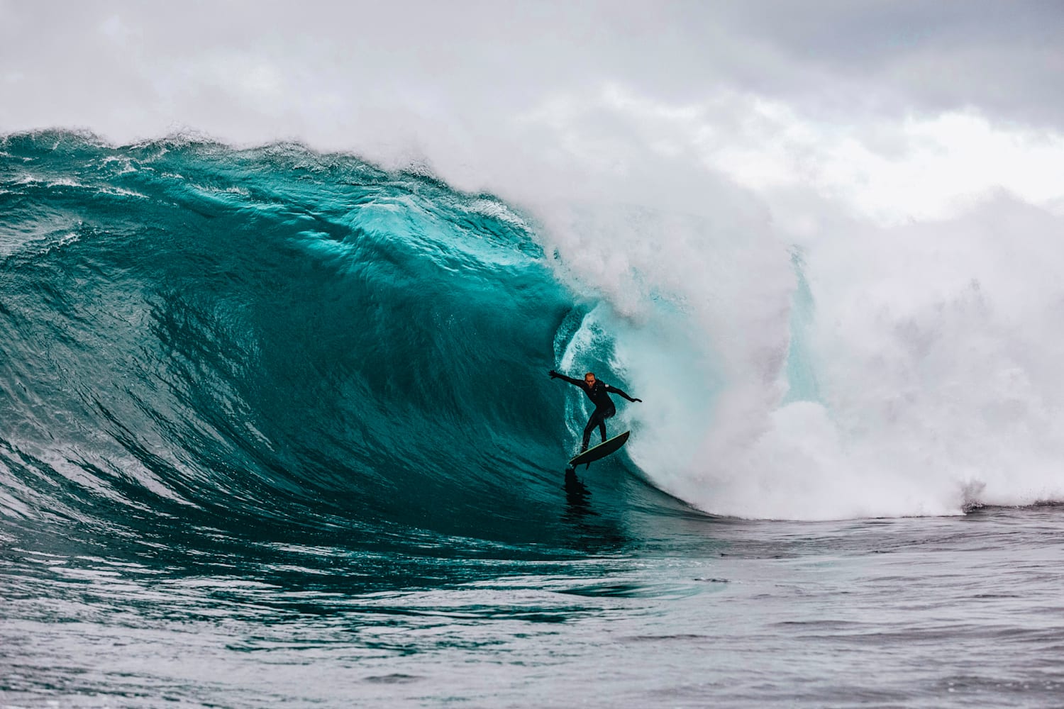 The Other Side of Fear: Mark Mathews surf film –trailer