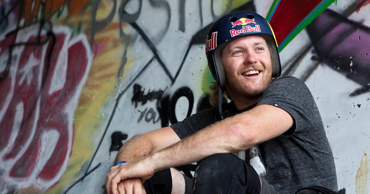Bienvenue chez Vans Mike "Hucker" Clark!