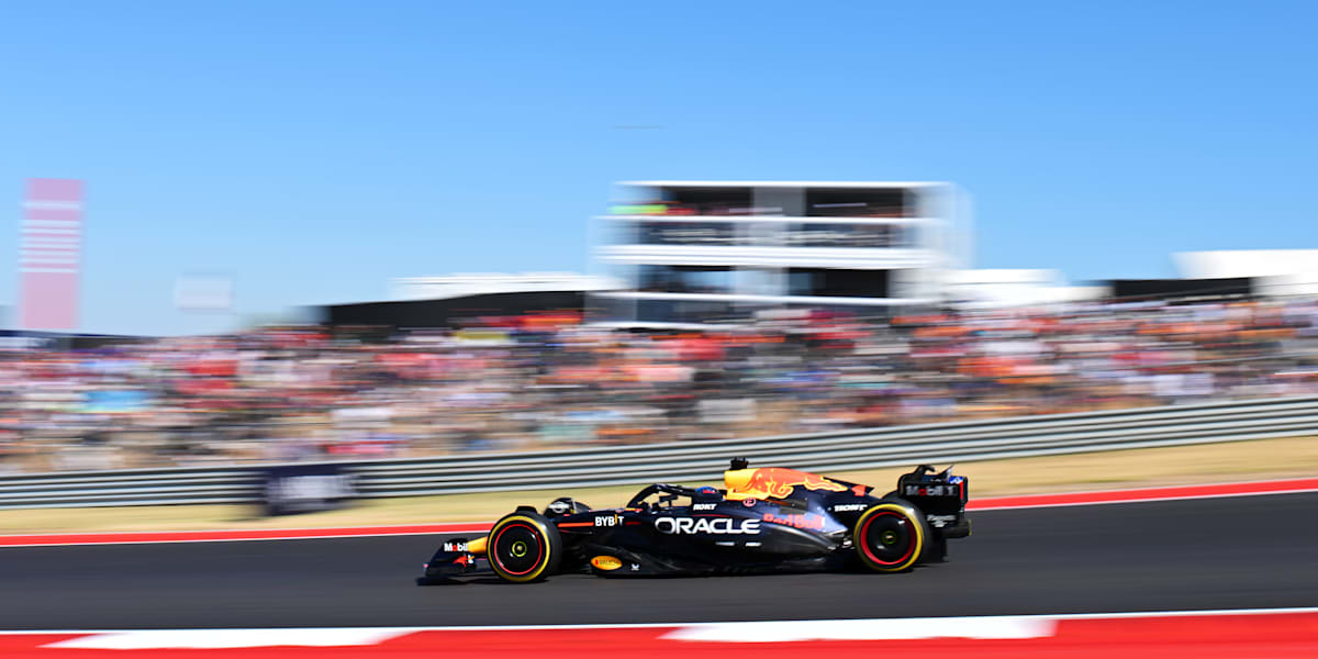 How much horsepower do F1 cars have?