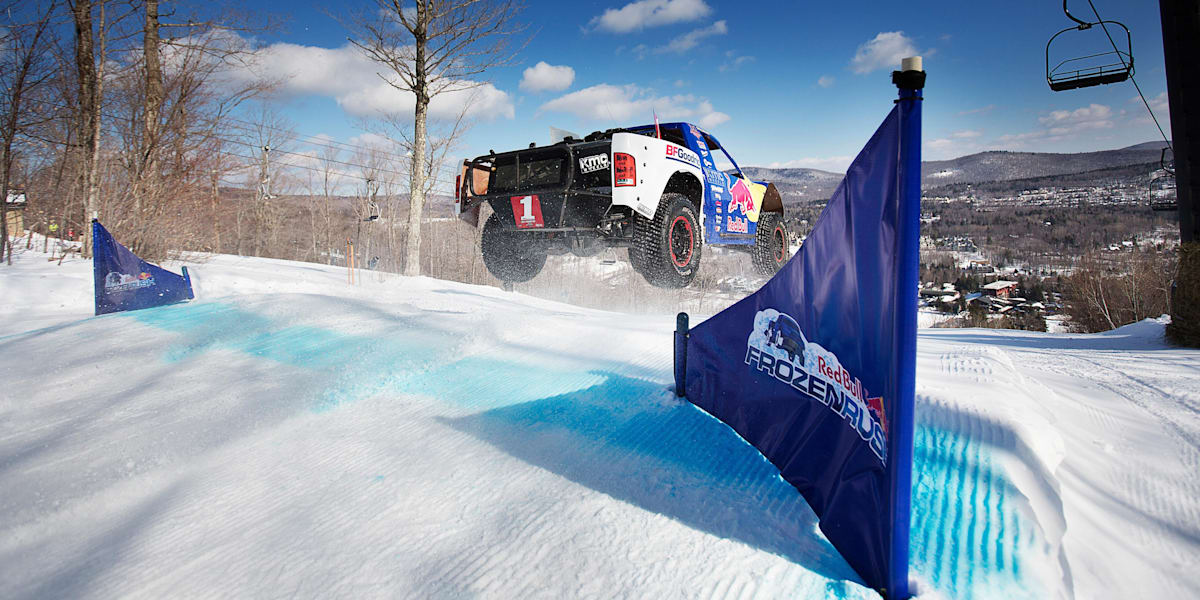 Red Bull Frozen Rush - Dirt vs Snow