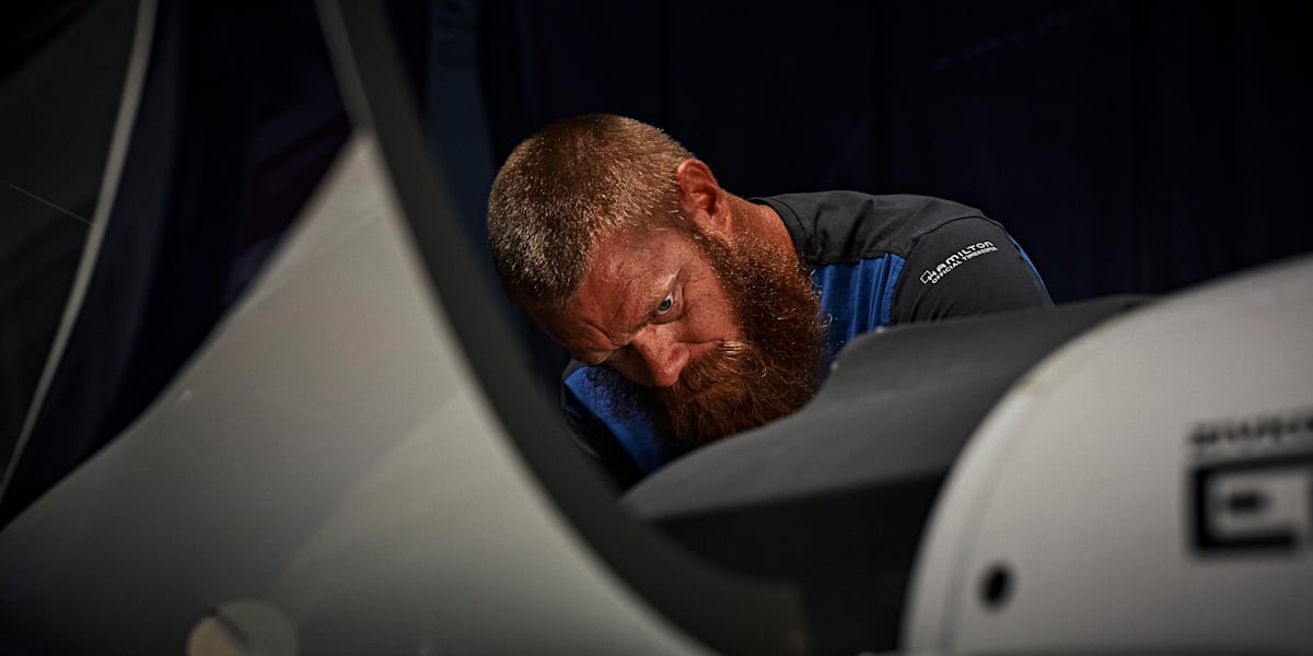 Red Bull Air Race Tech Talk: Cockpit ++Jim Reed video++