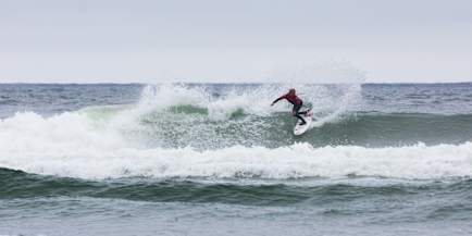 Surf en Normandie: Meilleurs spots de surf en Normandie