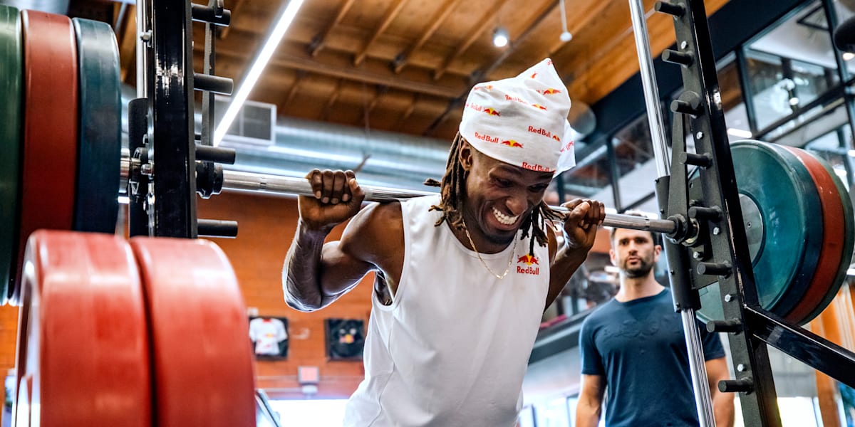 Weight training beginner tips: 7 things you should know