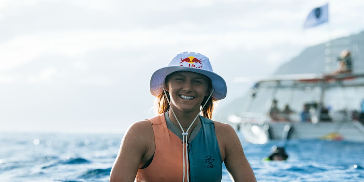 Molly Picklum: Surfing – Red Bull Athlete Profile