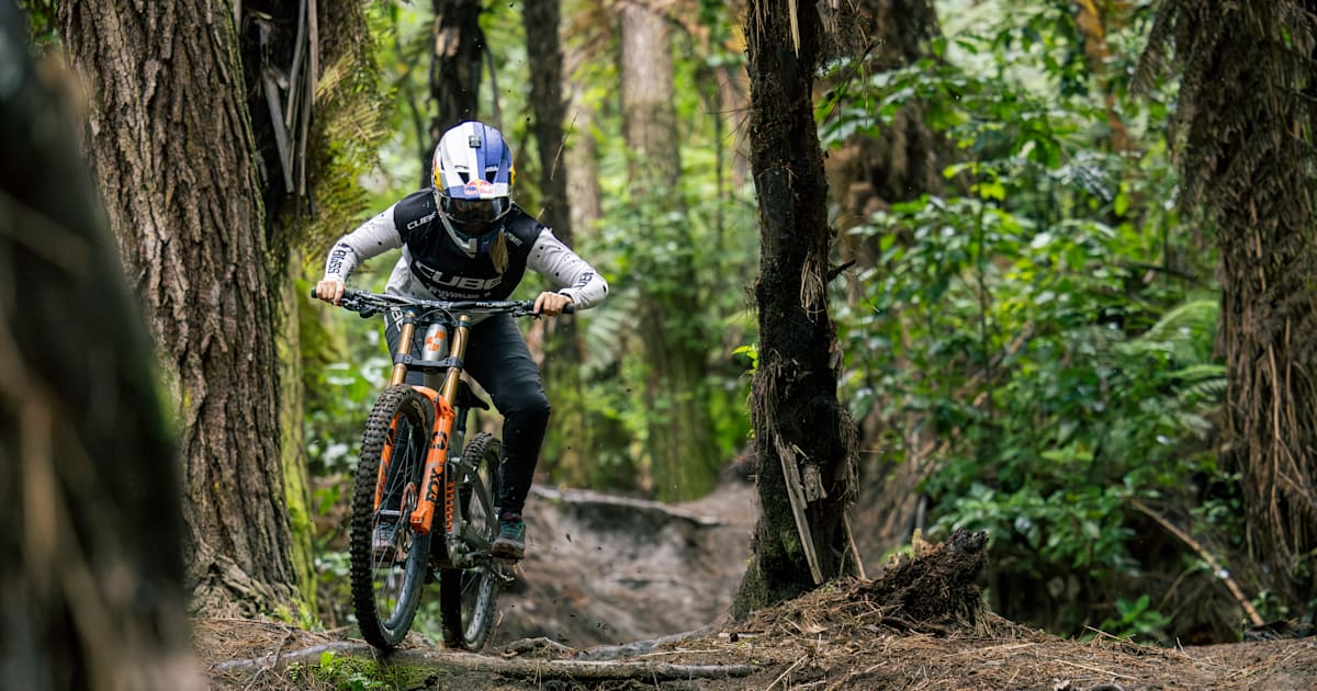 MTB Raw extra: Jess Blewitt in New Zealand
