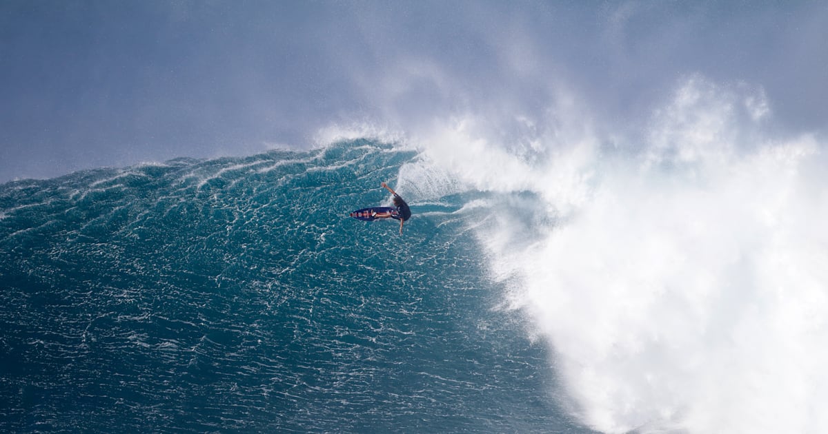 Best big wave surfing spots in the US: Top 8