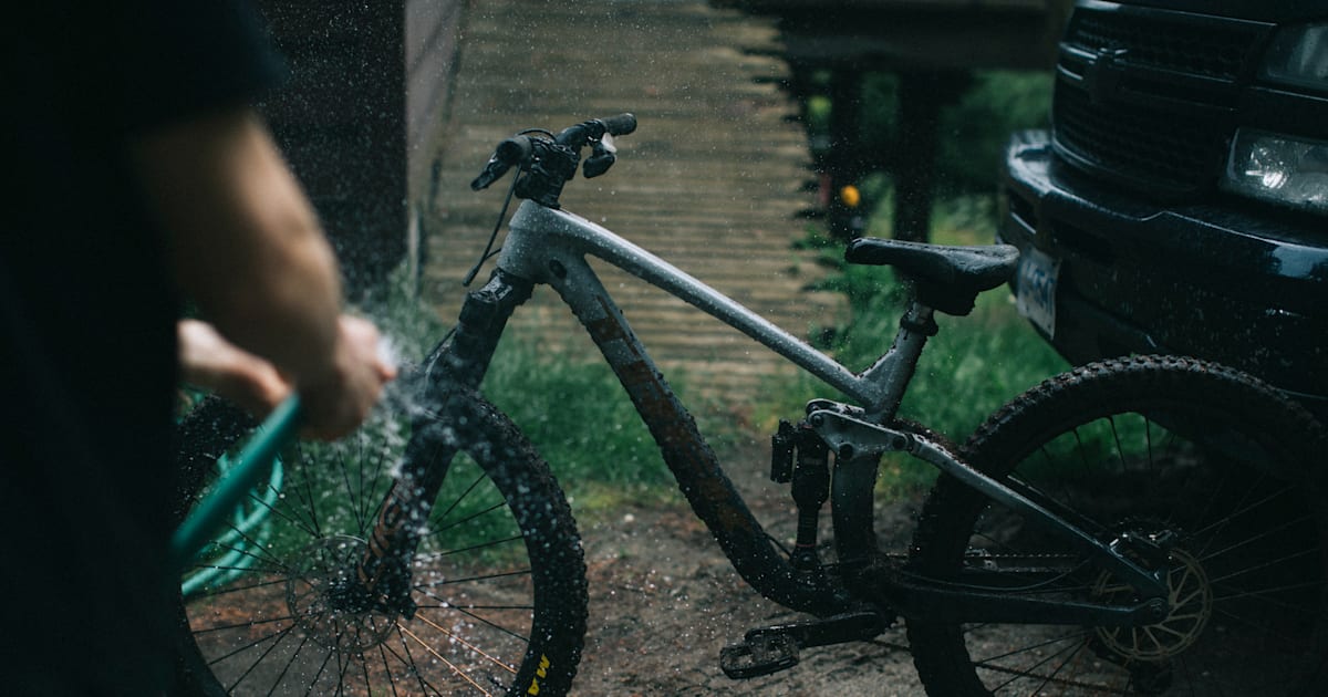 Brandon Semenuk Bike Check Gallery: Trek Fuel EX