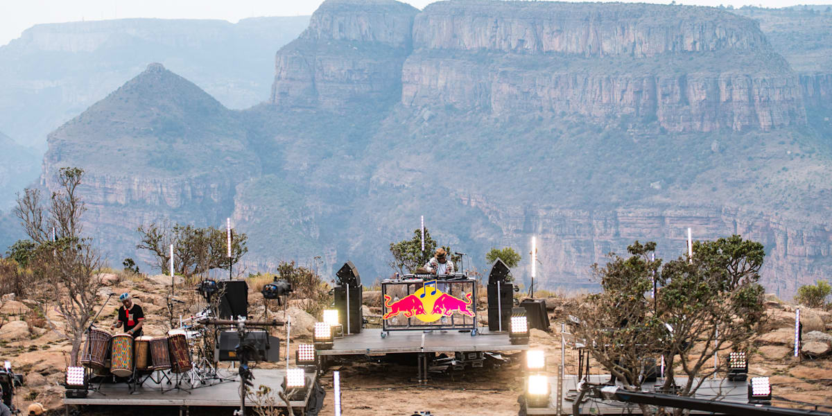 Red Bull Rendezvous presents 10 years of Black Motion