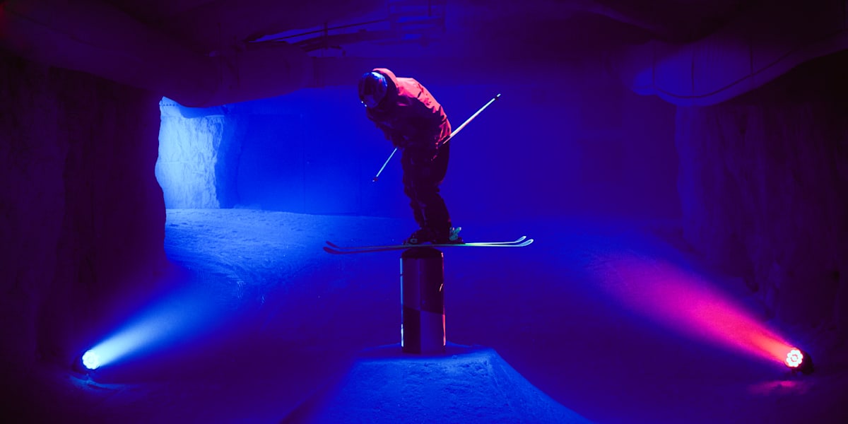 Jesper Tjäder´s Game Show: Freestyle ski video