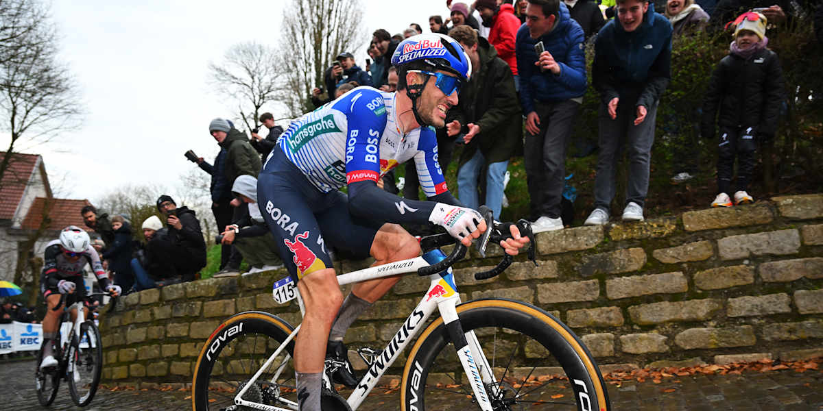 Strong start to the Classics: Tim van Dijke finishes Omloop in second place