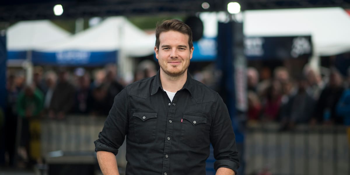 Mike Chen's Co-driving School: Смотрите все выпуски