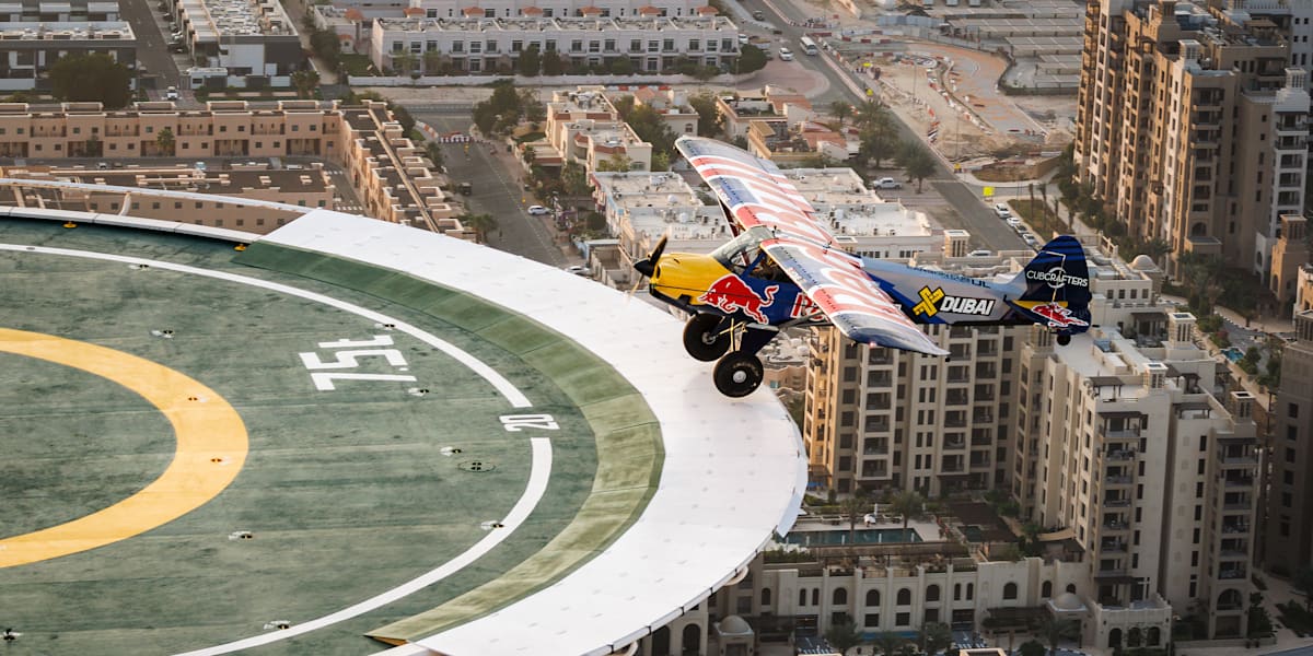 Short takeoff and landing aircraft guide