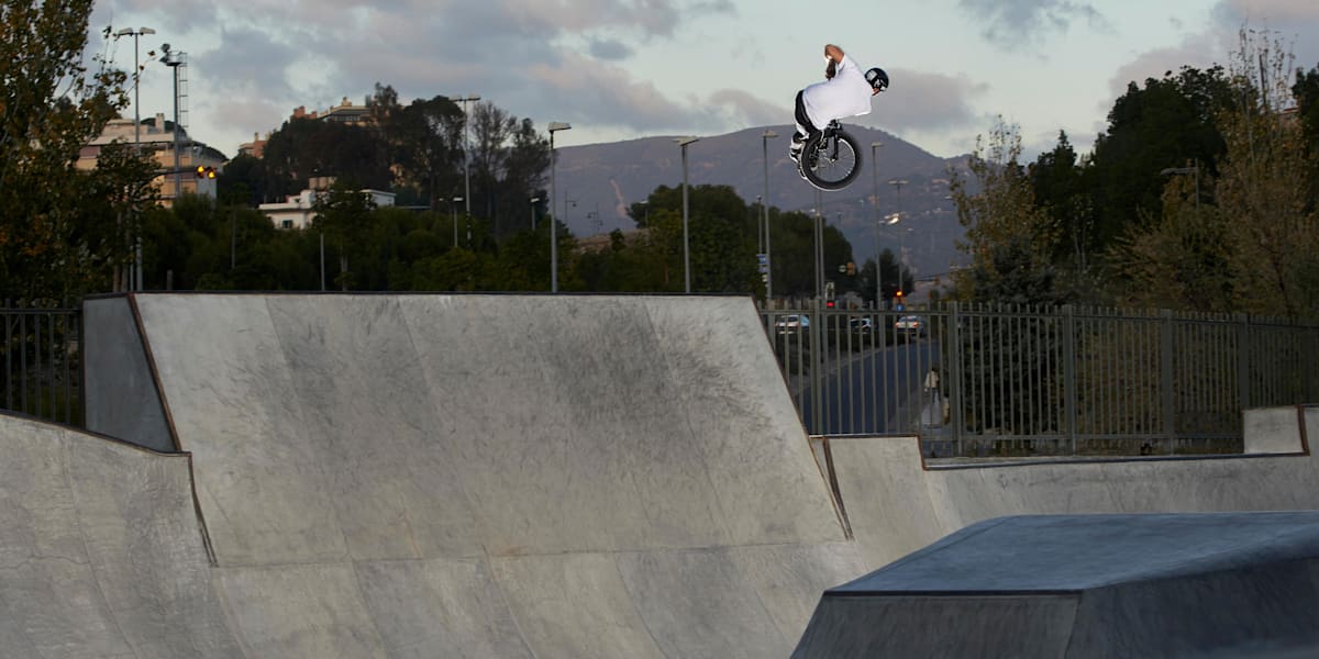 BMX : Ruben Alcantara en action sur son park