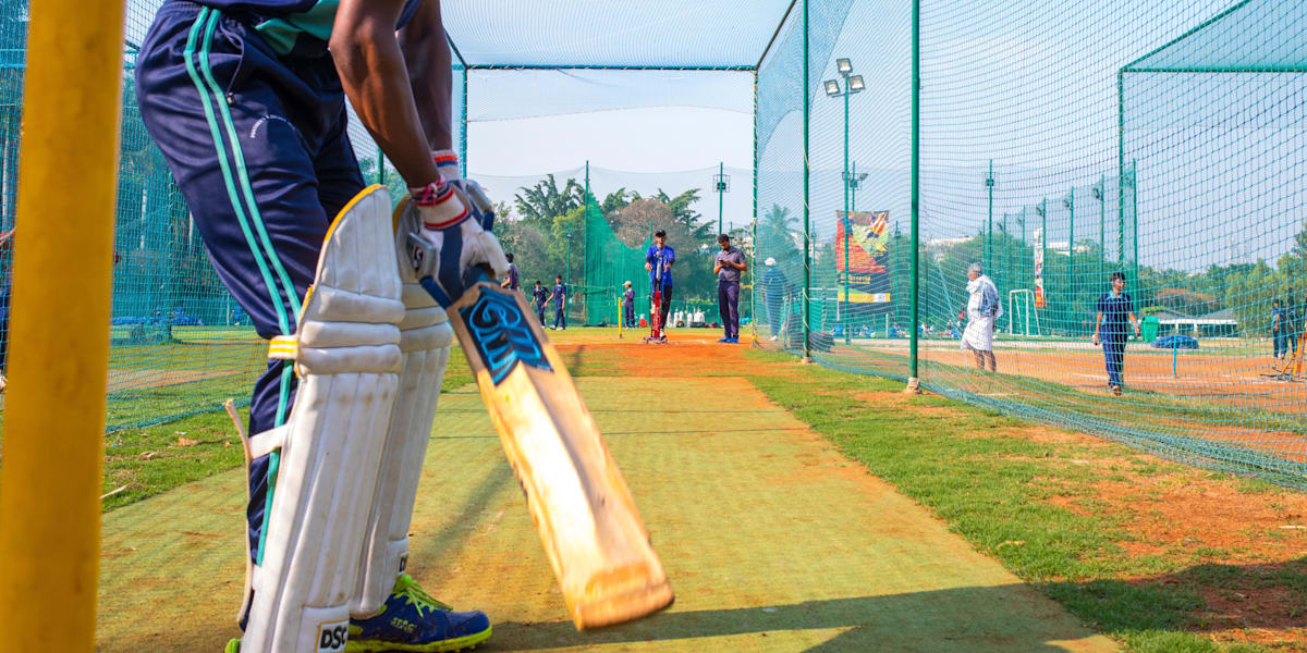 Non-electric cricket bowling machine: How it was built