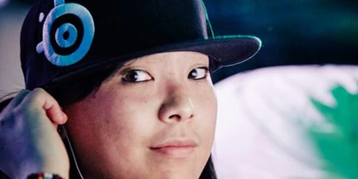 CSGO player Sharon Shazz Waison retires