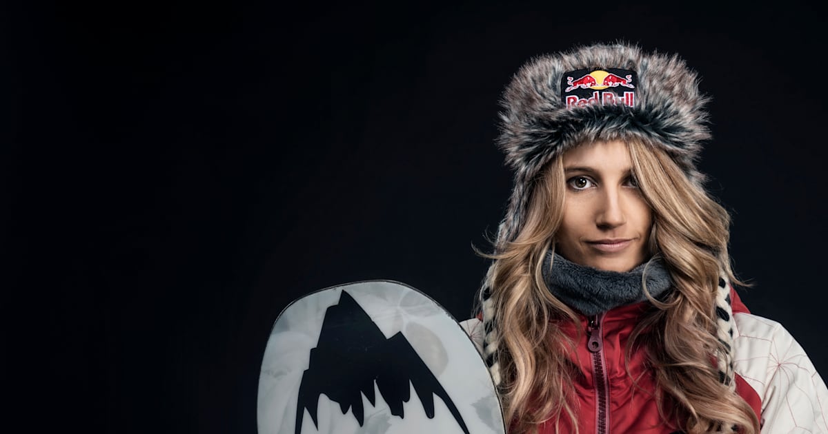 Natural Selection: Anna Gasser misst sich mit den Besten im Backcountry!