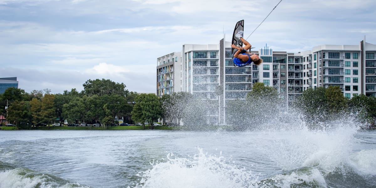 How to backroll on a wakeboard