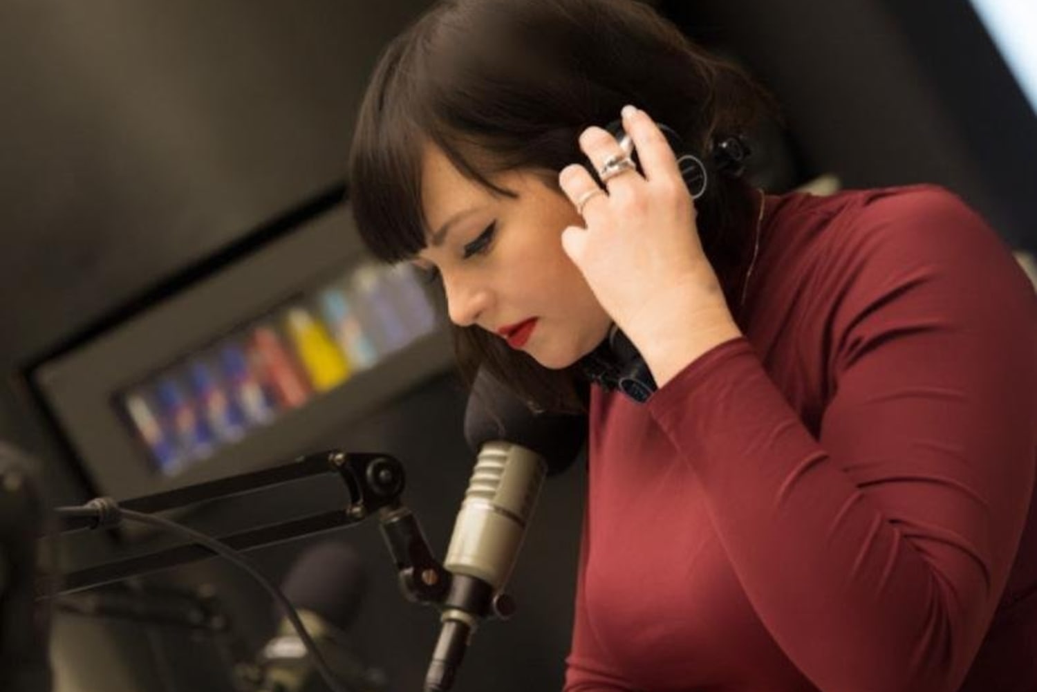 Listen to Red Bull Radio Peak Time show live in Berlin