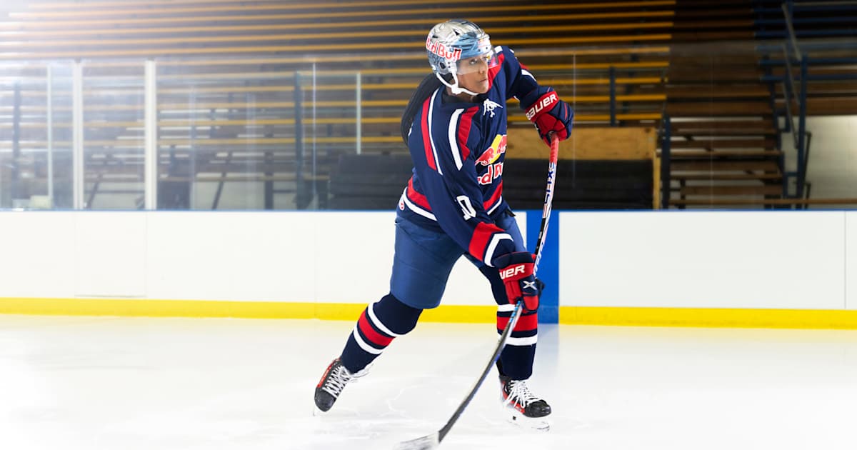 Laila Edwards: Breaking women’s hockey barriers