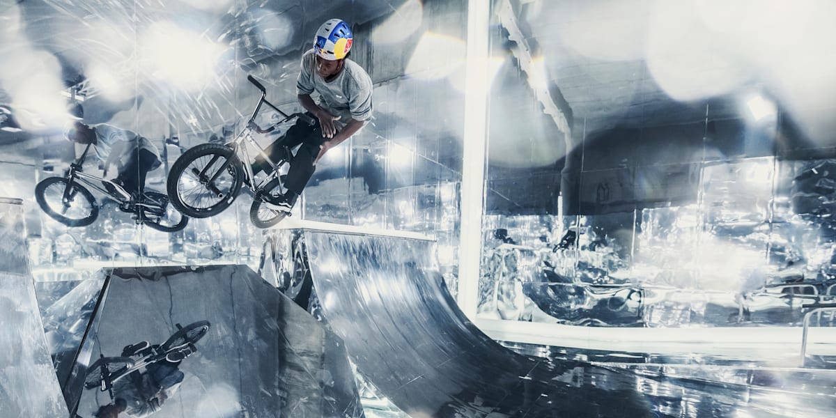Red Bull Mirror Park Courage Adams Paul Tholen bmx