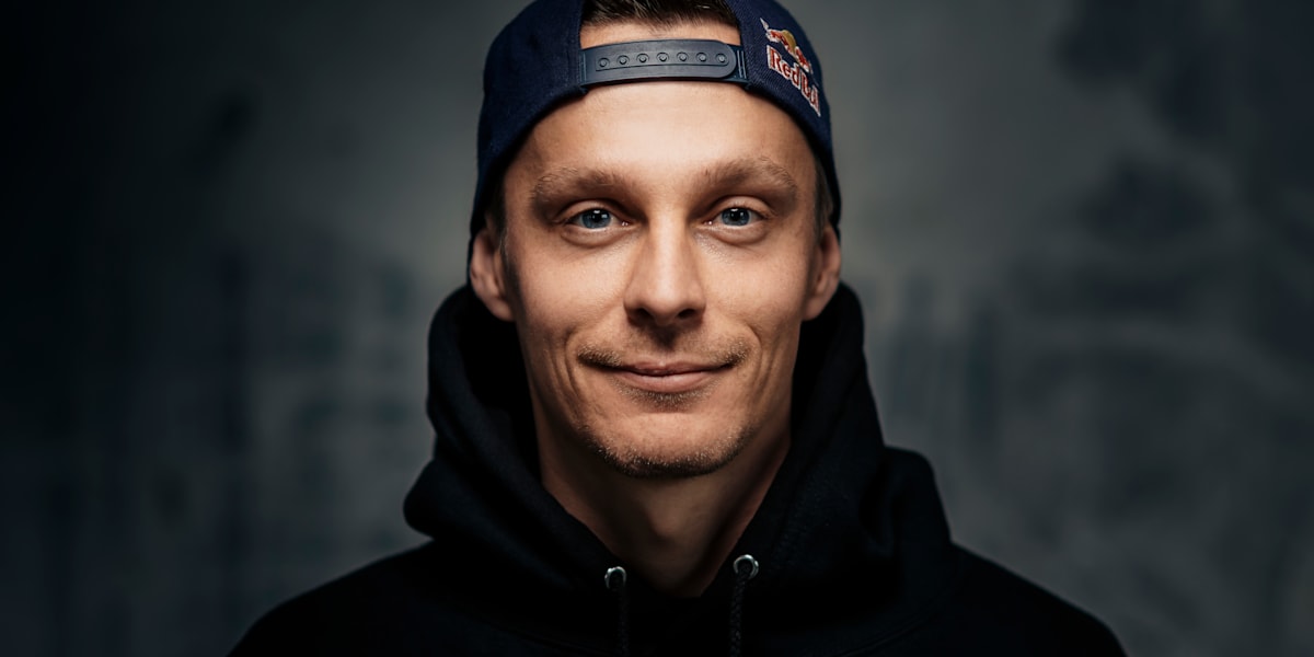 Maxim Habanec - Skateboarding - Red Bull