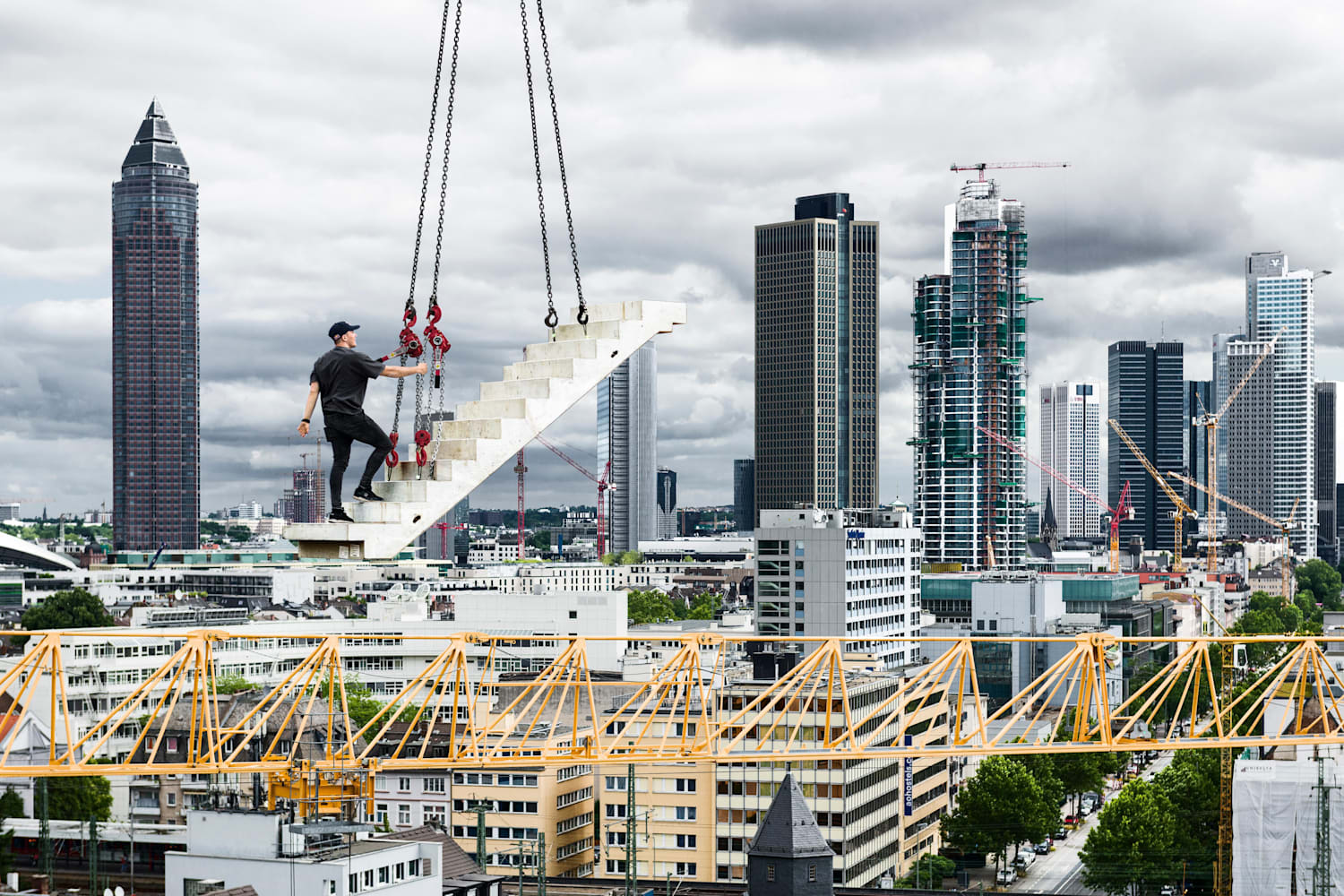 Jason Paul - Running Reverse: Freerunning in Frankfurt