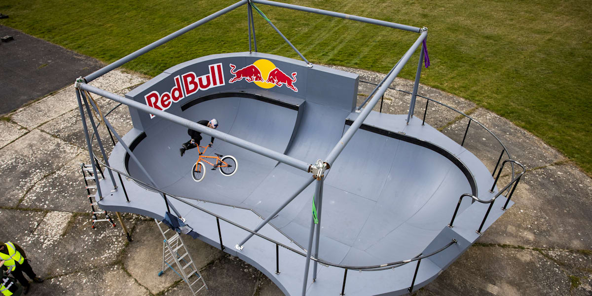 Kriss Kyle – Don't Look Down: BMX-Tricks unterm Heißluftballon - MTB-News.de