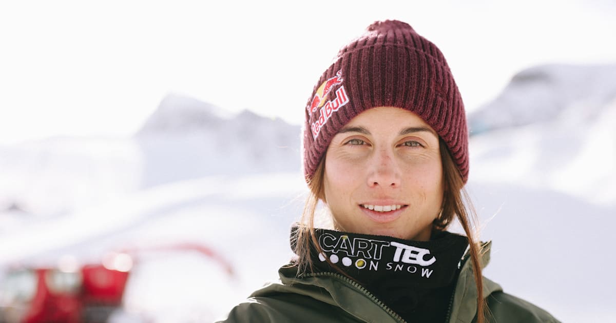 Queralt Castellet: Snowboarding – Red Bull Athlete Page