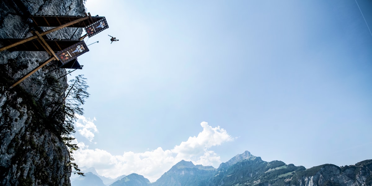 Red Bull Cliff Diving 2022 à Sisikon, Suisse en direct