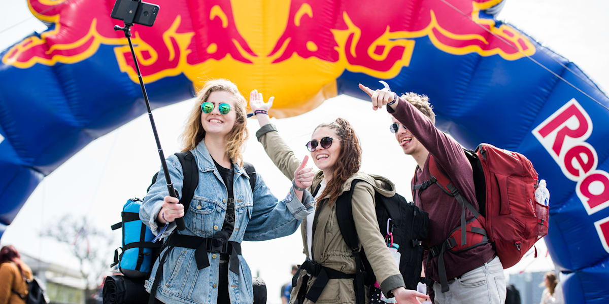 Red Bull Can You Make It? final participating teams