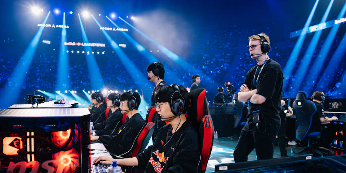 T1 esports team – profile page